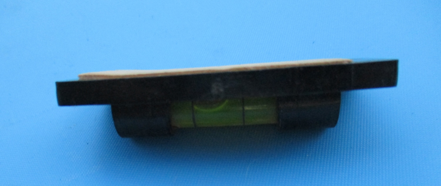 Level, Stick-on, 2″L