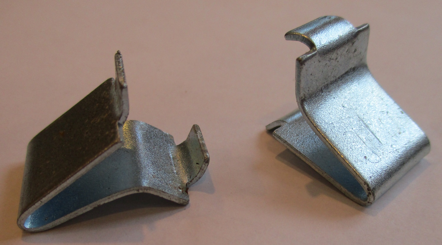 Clip, 1 1/16″L, 5/8″W, Pkg./2