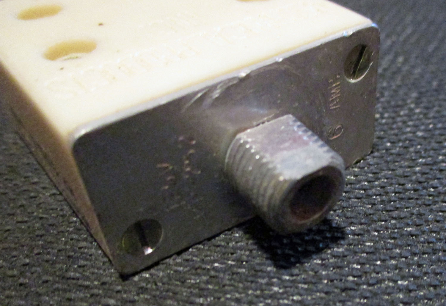 Breaker Push Button Minitec