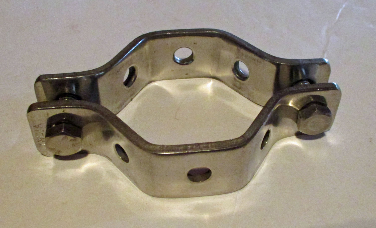 Hanger w/o Collar for 2″ Tubing 4 5/8″L