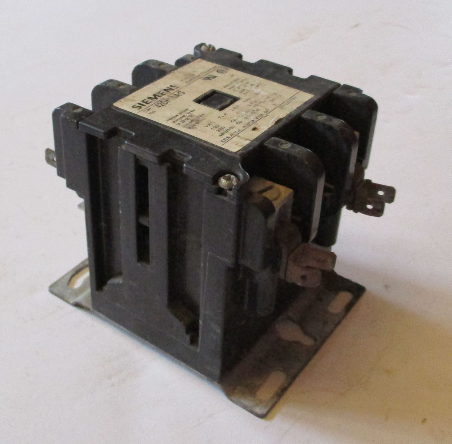 Contactor 2 Pole 120-600VAC 50FLA 3-30HP