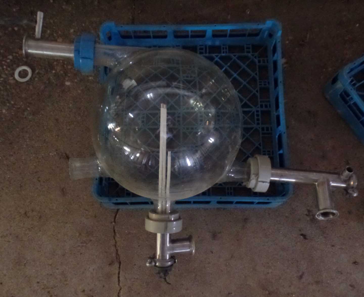 Panel Receiver w/Glass Jar, Pump, and Trap