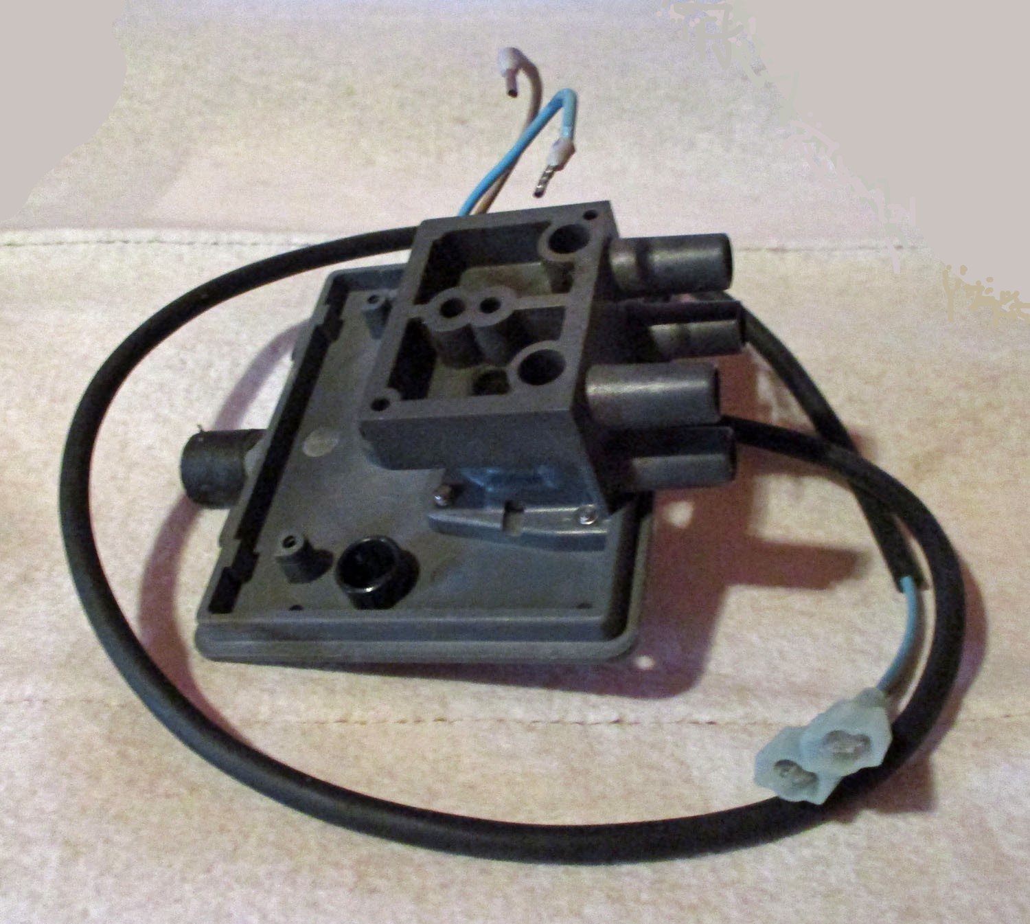 Base for Non-Apex P, Pulsator w/Pulsator Block