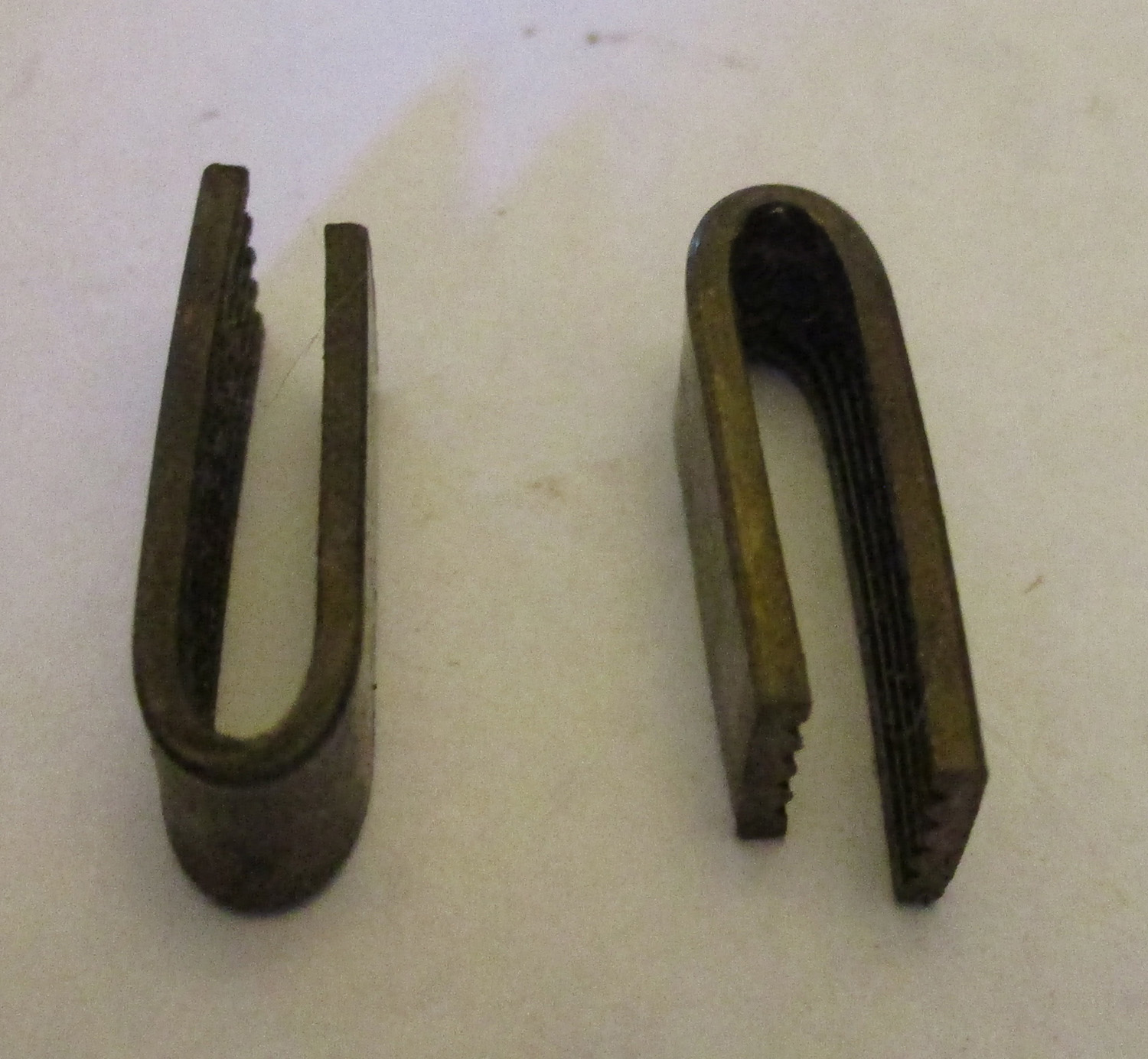 Clip, 9/16″ L, 1/8″ W Pkg of 2